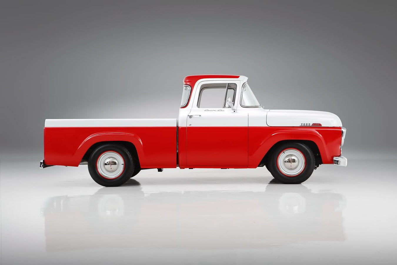 Ford F100 Truck Chassis | FFG x Porterbuilt